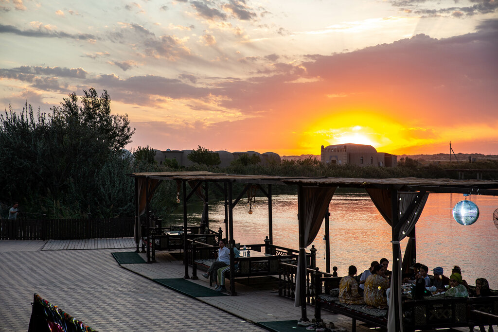 Kamp alanları Black Lake - Luxury Camping Zone, Harezm eyaleti, foto