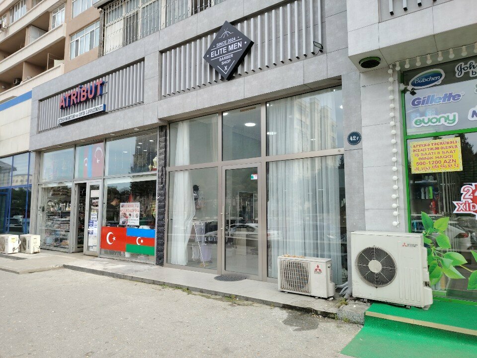Berberler Elite Men Barber Shop, Bakü, foto