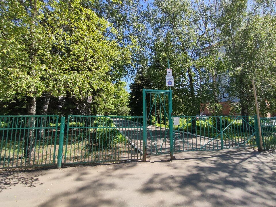 Ortaokul Mbou Srednyaya obshcheobrazovatelnaya shkola № 18, Penza, foto