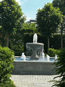 Fountain (Moscow, 2nd Kadashyovsky Lane), çeşme  Moskova'dan