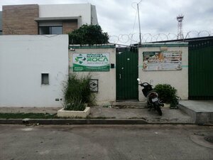 Medicina Natural Roca (Santa Cruz de la Sierra, Distrito Municipal 2, Subdistrito 18, Los Taracoes), tıp merkezleri ve klinikler  Santa‑Krus'tan
