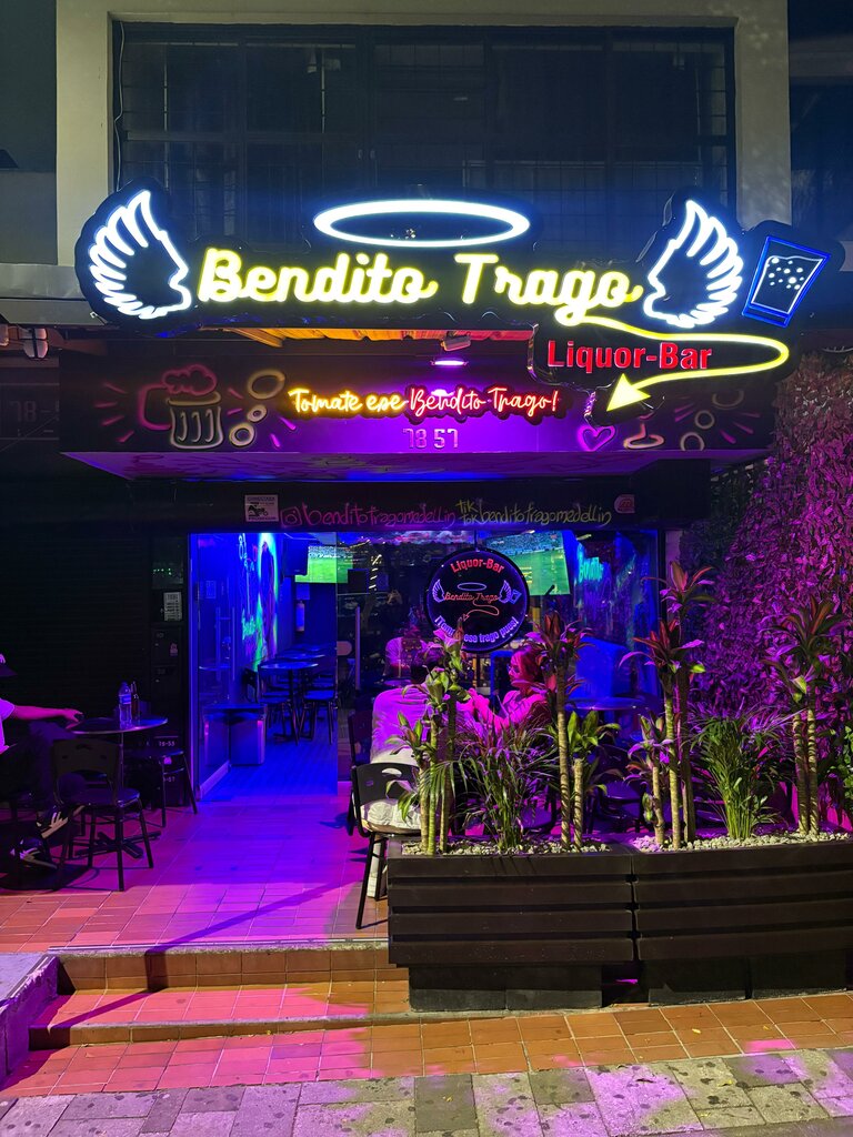Bar Bendito Trago Liquor-Bar, Medellin, foto