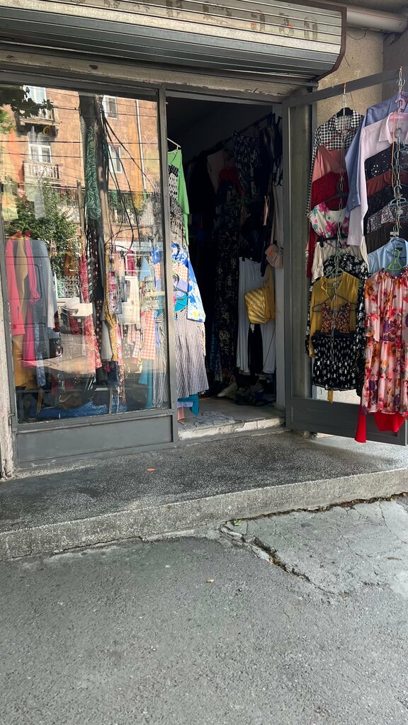 Giyim mağazası Магазин одежды, Tiflis, foto