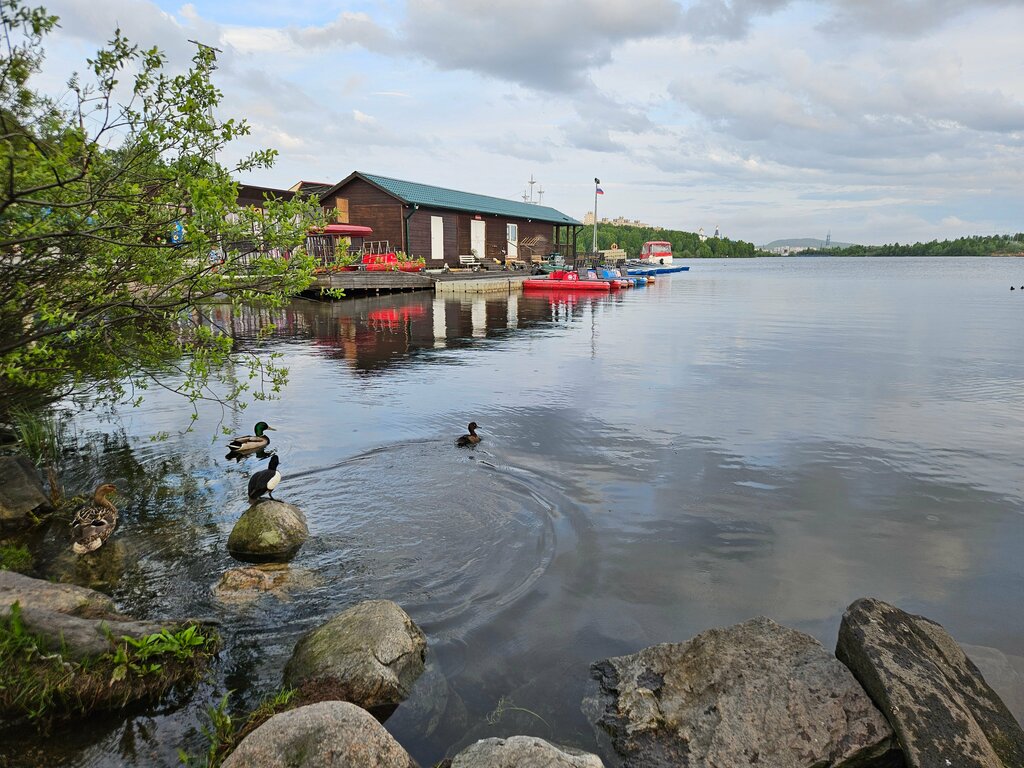 Limanlar Лодочная станция, Murmansk, foto