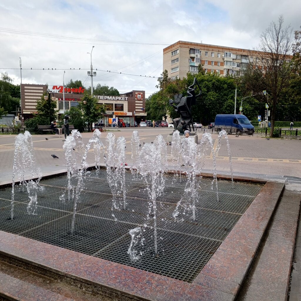 Çeşme Fountain, Podolsk, foto