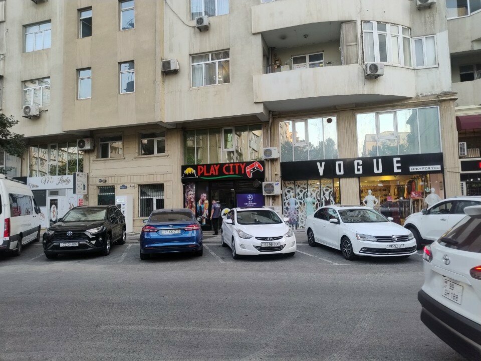 Oyun salonları Play City, Bakü, foto