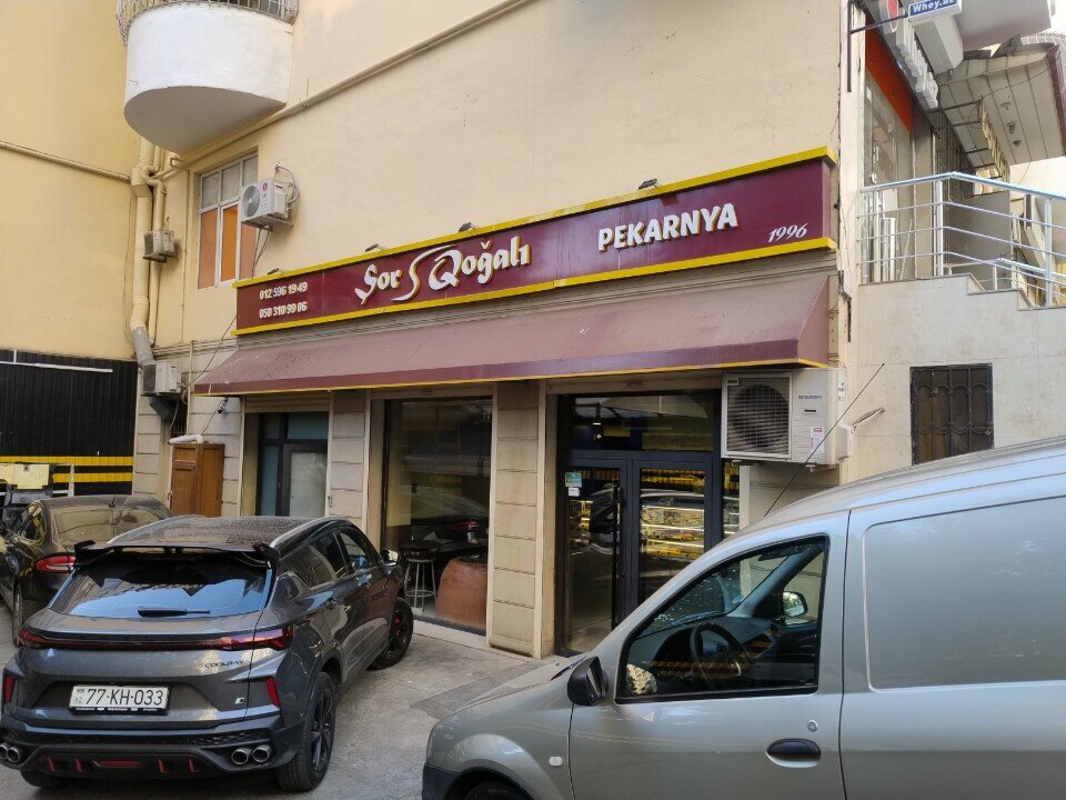 Pasta, şekerleme ve tatlı Sor Qogal Market, Bakü, foto