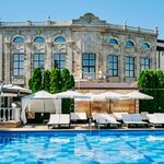 Bellagio (50th-letiya Rostselmasha Street No:7Вк1), yüzme havuzları  Rostov‑na‑Donu'dan