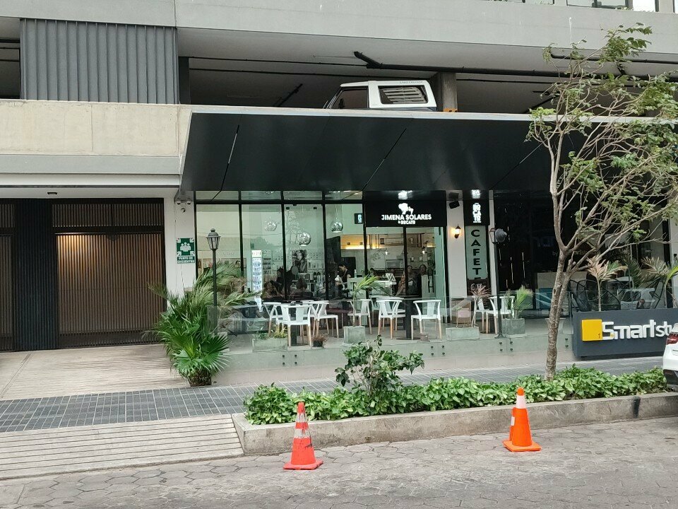 Kaş ve kirpik salonu Jimena Solares BeCafe, Santa‑Krus, foto
