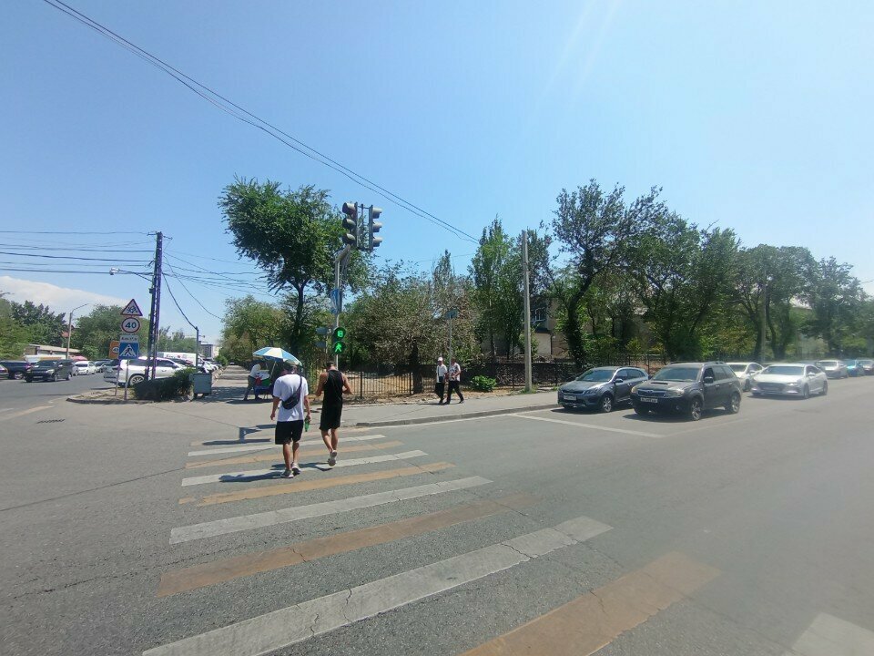 Süt ürünleri satış mağazaları Весёлый молочник, Bişkek, foto