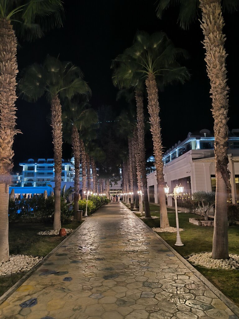 Elektrikli oto şarj istasyonları Zes Elektrikli Şarj İstasyonu, Kemer, foto