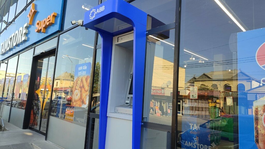 ATM'ler ABB, Bakü, foto