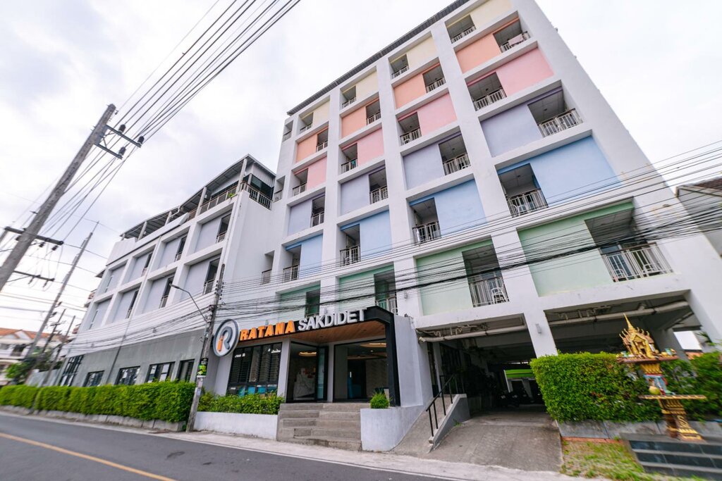 Otel Oyo 241 Rattana Hotel Sakdidet, Phuket Eyaleti, foto