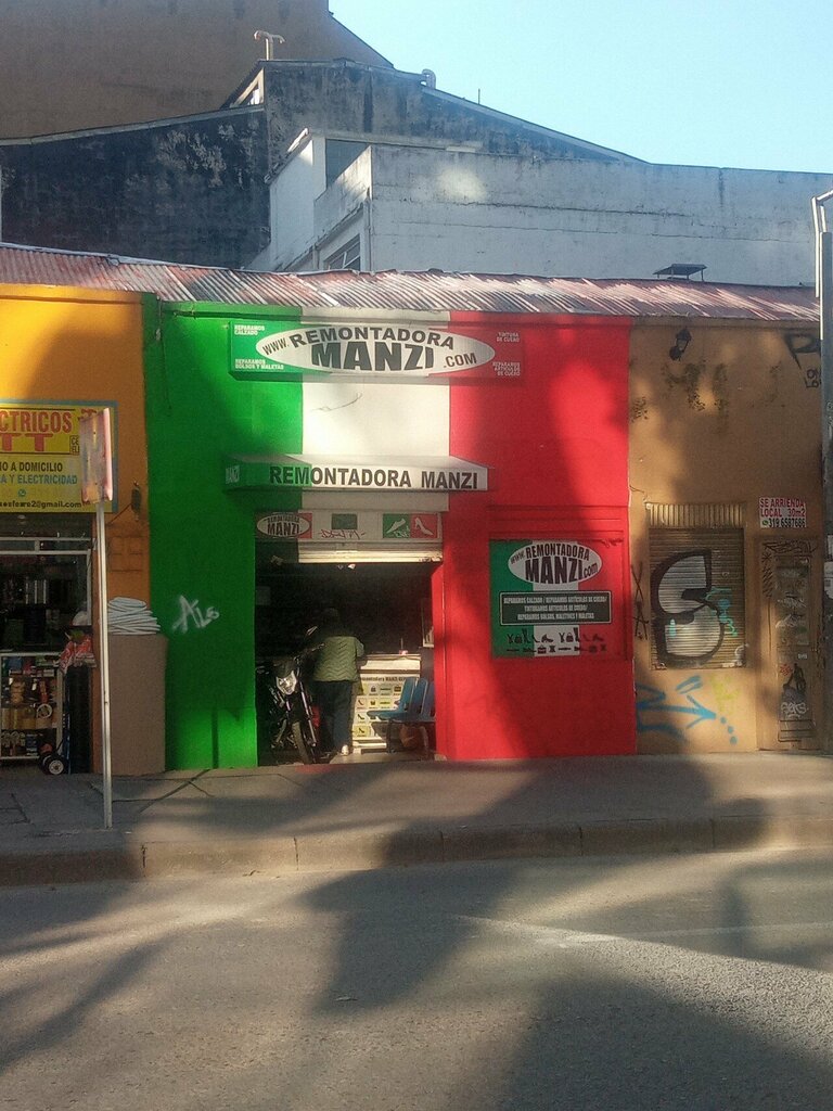 Ayakkabı tamiri Remontadora Manzi, Bogota, foto