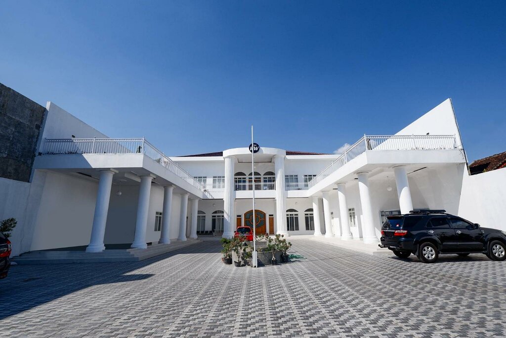 Otel Griya Rw Family Guest House by Oyo, , foto