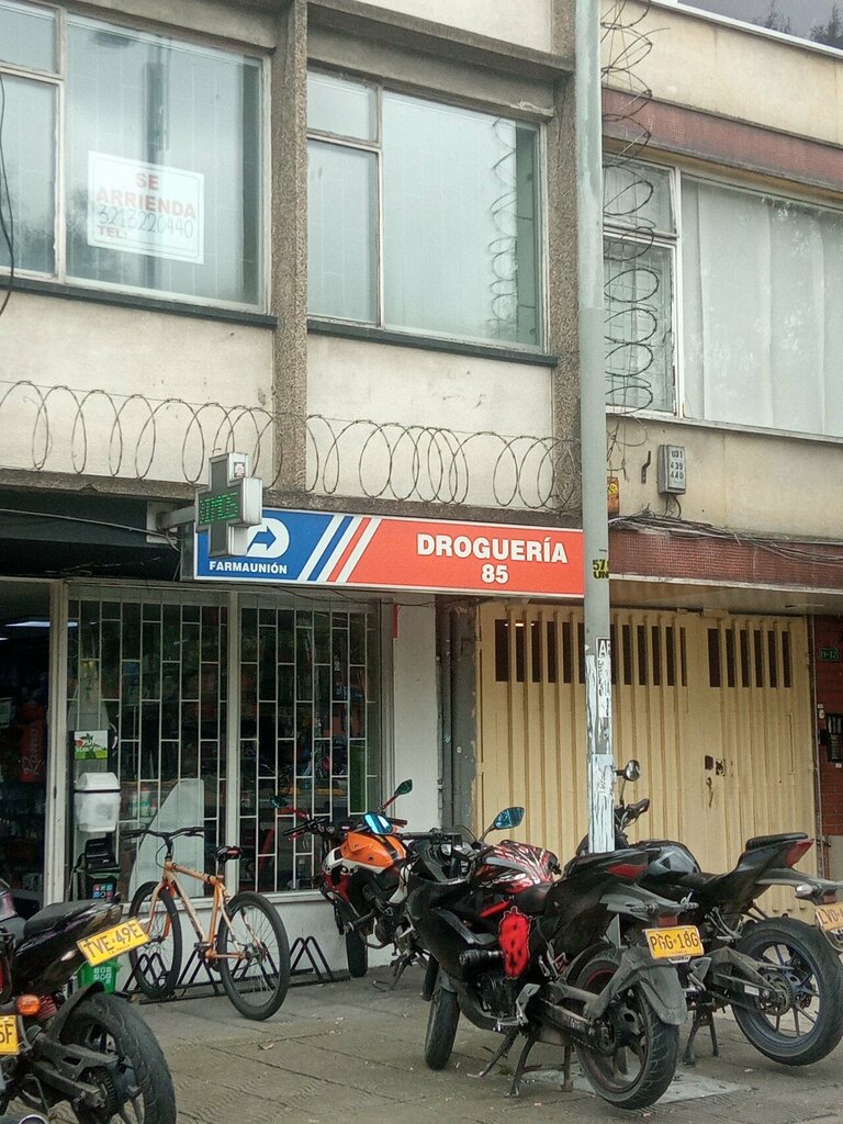 Eczaneler Droguería 85, Bogota, foto