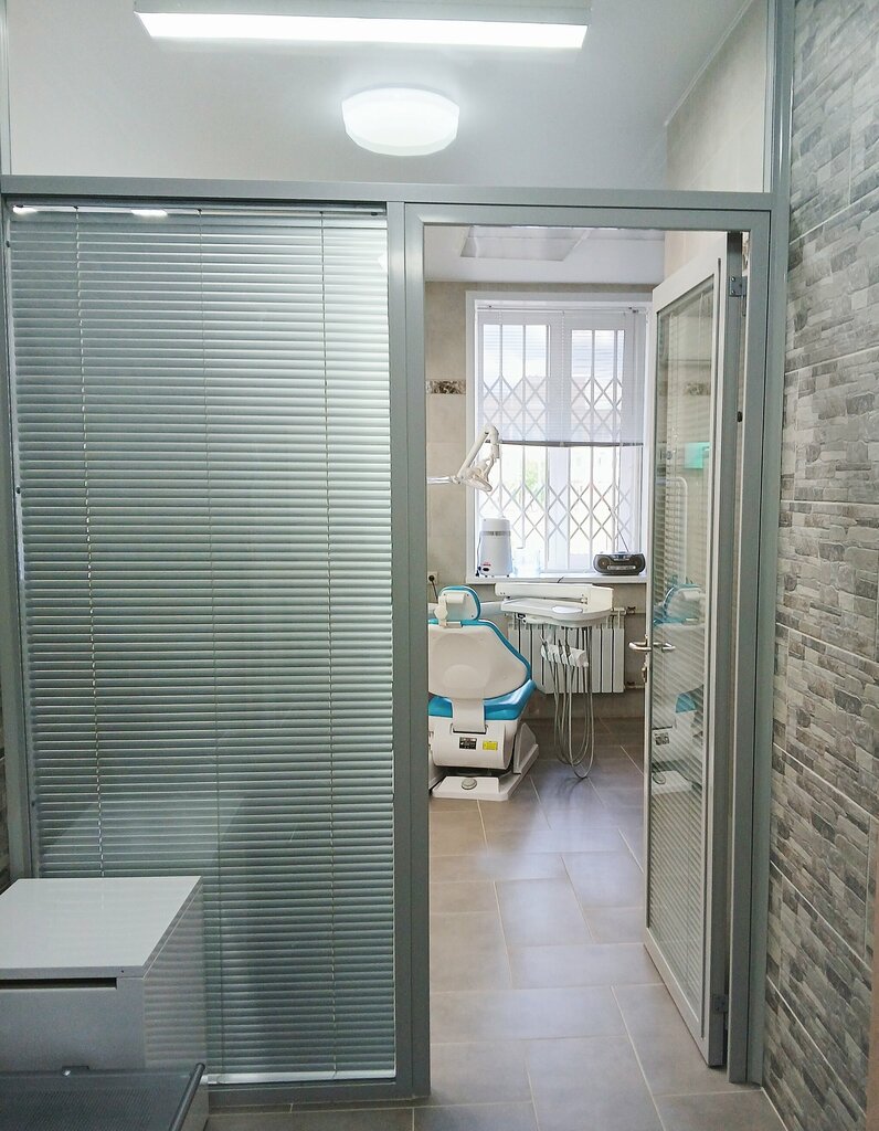 Özel ağız ve diş sağlığı klinikleri ve muayenehaneleri Денталь, Solikamsk, foto