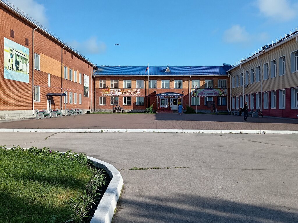 Ortaokul Средняя общеобразовательная школа № 105, Kupino, foto