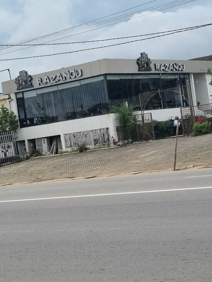 Kafe Razanou, Abican, foto