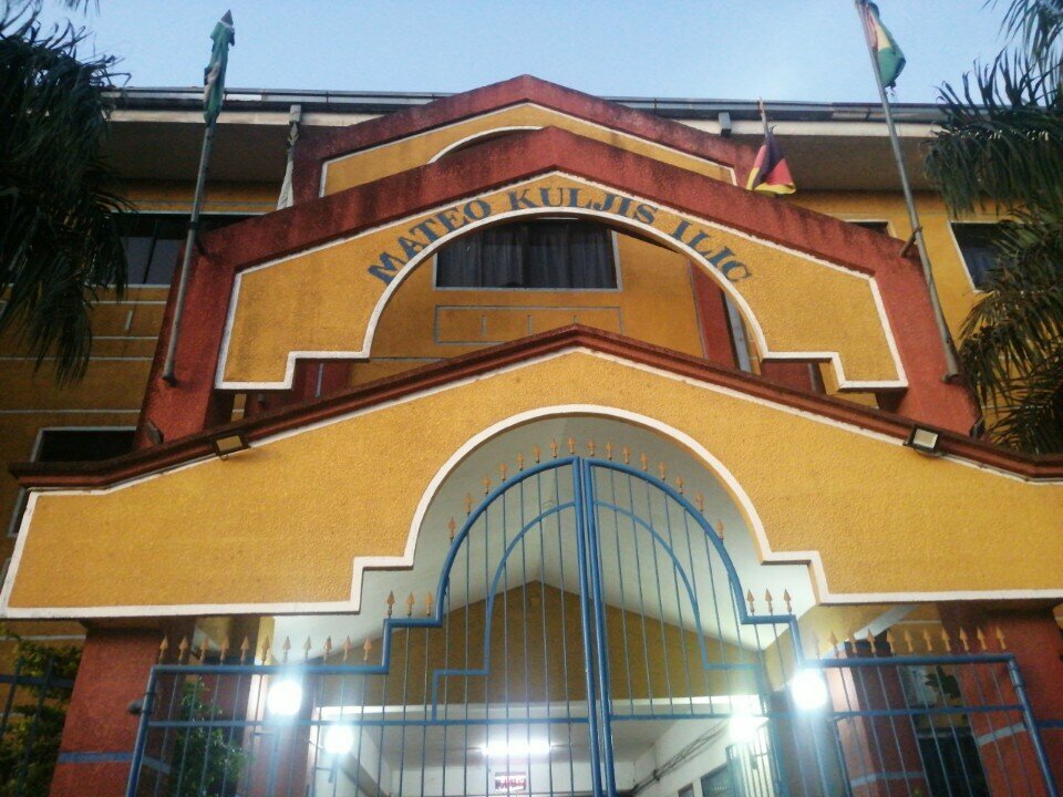 Ortaokul Colegio Mateo Kuljis Ilic, Santa‑Krus, foto