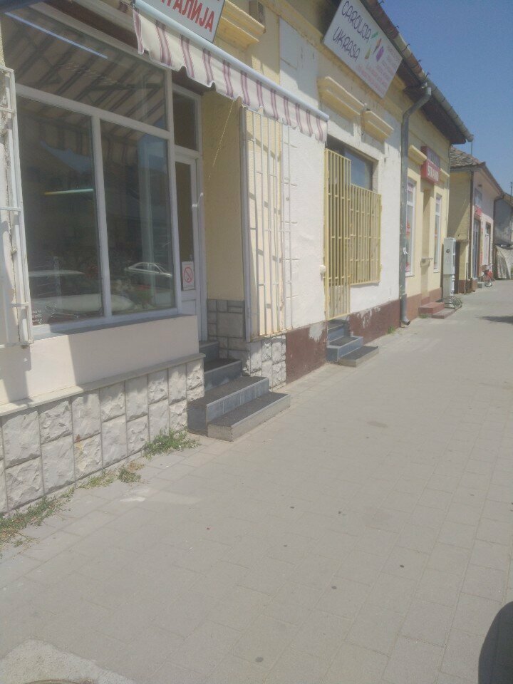 Optik Natalija, Güney Backa İlçesi, foto
