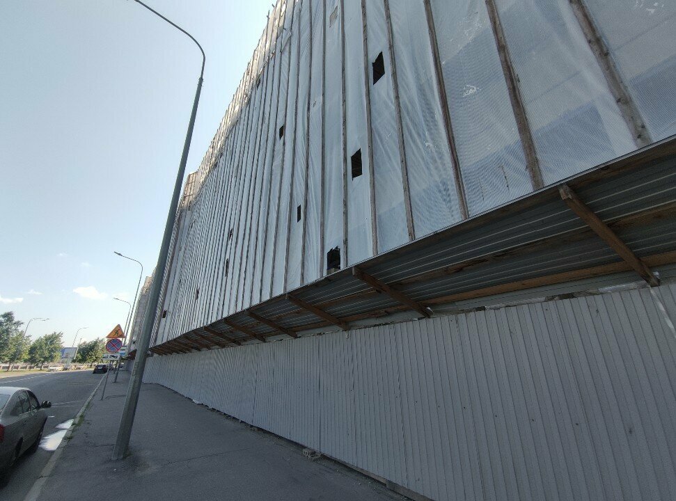 Petrol ürünleri üreticileri 1m, Saint‑Petersburg, foto