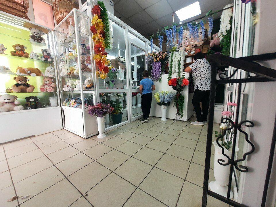 Çiçekçiler Versiliya, salon tsvetov i prazdnichnogo oformleniya, Sterlitamak, foto
