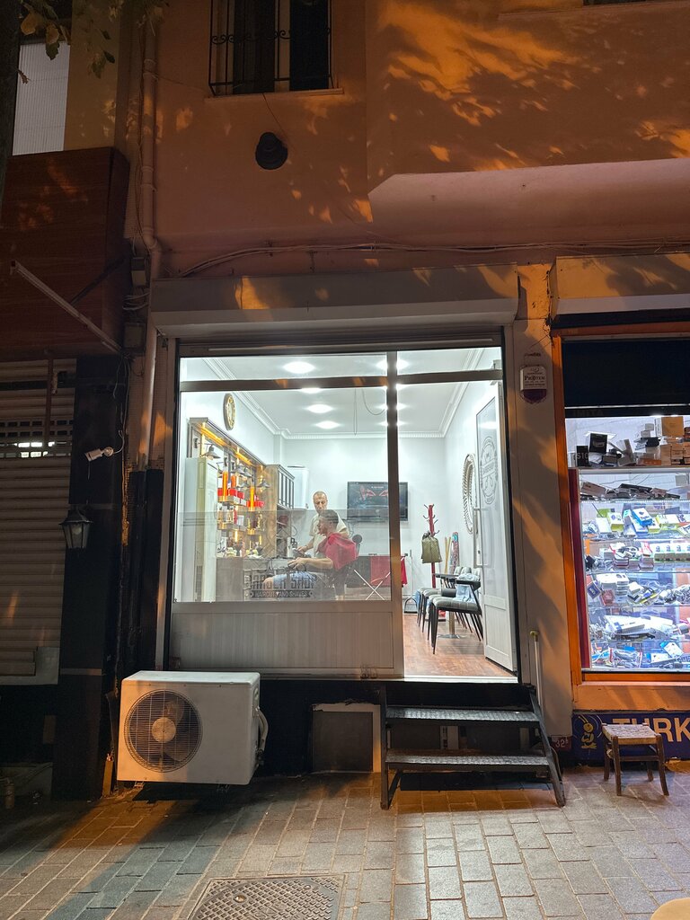 Kuaförler Yusuf kuaför salonu, İstanbul, foto