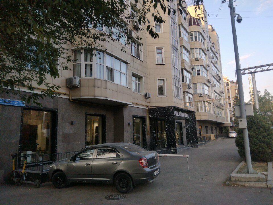 Konut blokları Askarbek, Almatı, foto