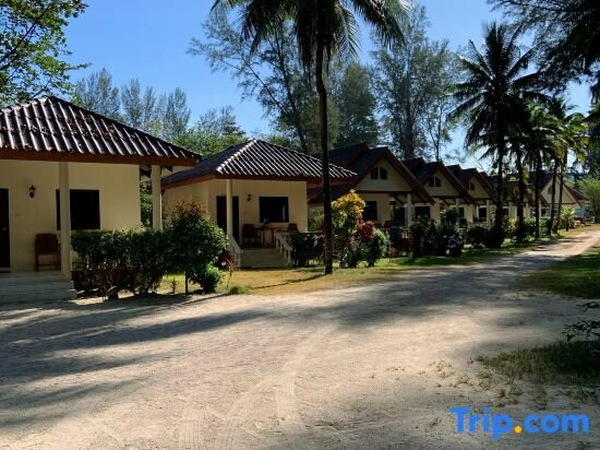 ГОСТИНИЦА SMILE BEACH RESORT KHAO LAK в Као-Лаке, Провинция Пхангнга ...