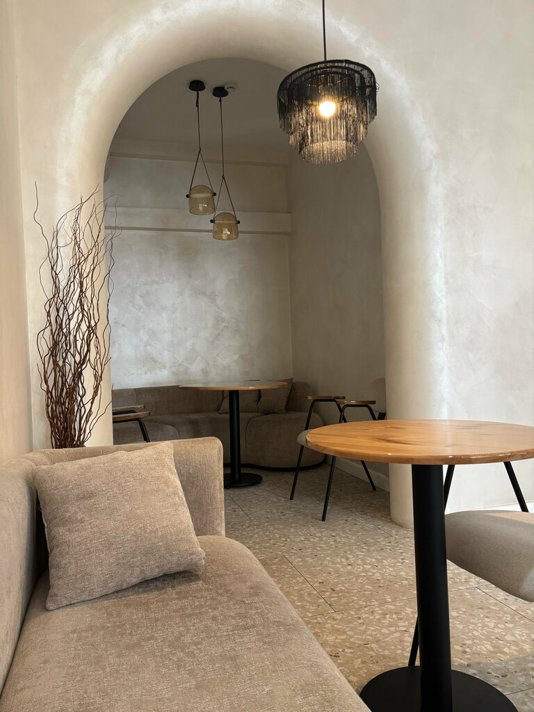 Kahve dükkanları Зерно, Makhachkala, foto