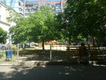 Спортивная площадка (Stavropolskaya Street No:176), spor alanı  Krasnodar'dan