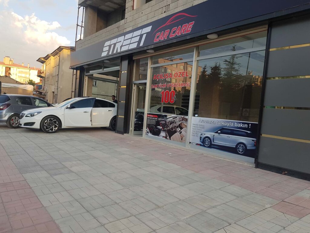 Otopark ve tamirhaneler Street Car Care, Van, foto