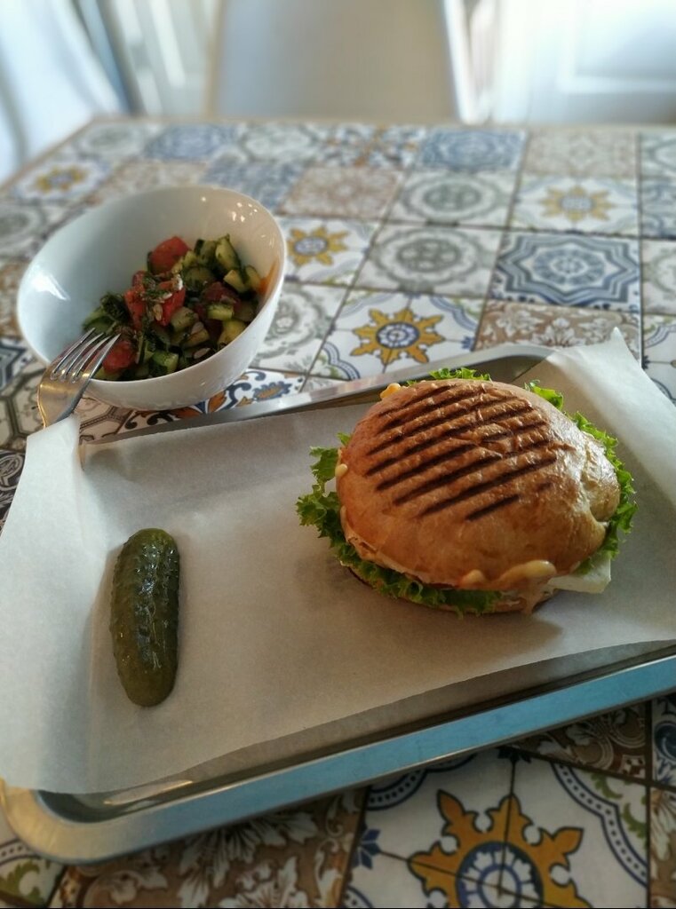 Kafe Hleb na miaso, Krasnodar, foto