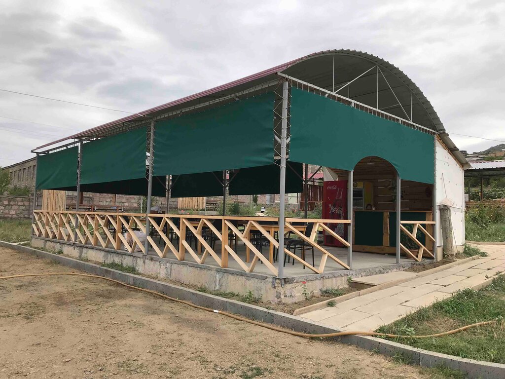 Kafe Семейная зона отдыха Сова, Tavuş, foto