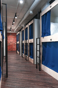 Box Inn (Sovetskaya Street No:28), pansiyonlar, hosteller  Tver'den