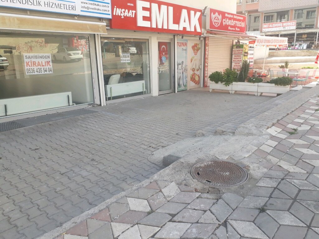 Emlak ofisi Menekşe Konut ve Arsa Ofisi, Ankara, foto