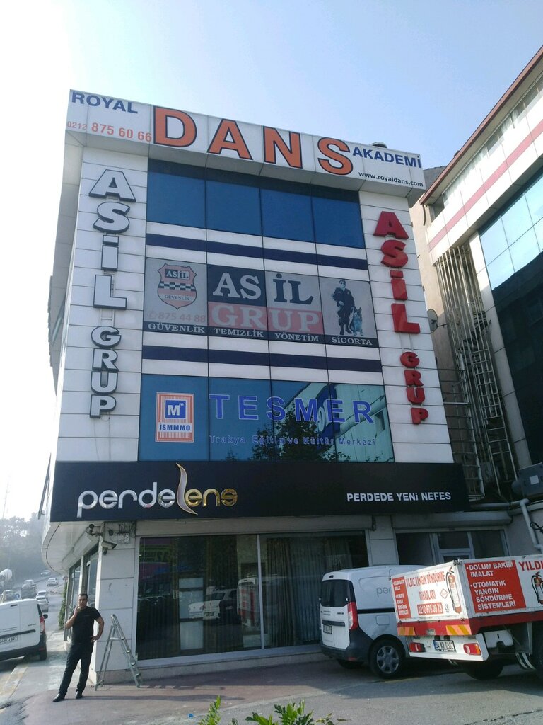 Dans okulları Royal Dans Akademi, İstanbul, foto