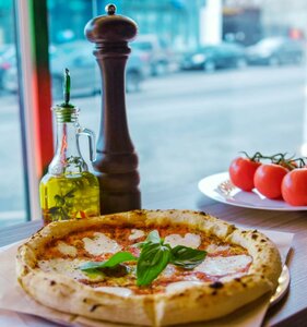 Milan (Chapayeva Street No:3Б), pizzacılar  Petrozavodsk'tan