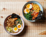 Do: Shik Ramen&beer (Stanislavskogo Street No:108), kafe  Rostov‑na‑Donu'dan