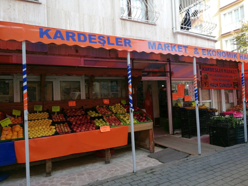 Pazarlar ve çarşılar Kardeşler Market & Ekonomik Halk Pazarı, İstanbul, foto