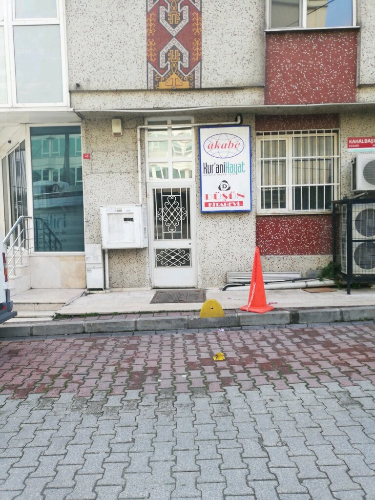 Yayınevleri, yayıncılar Adım prodüksiyon, İstanbul, foto