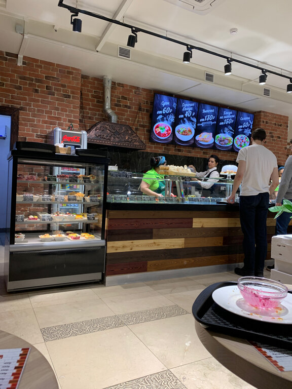 Kantin, yemekhane Сели-Поели, Moskova, foto