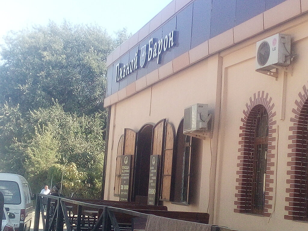 Bar Pivnoy baron, Taşkent, foto