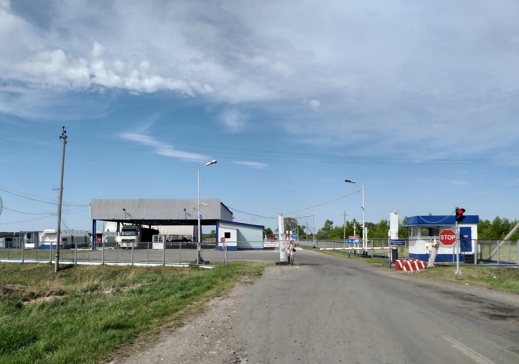 Sınır kapısı Zverinogolovskoe border checkpoint, Kurganskaya oblastı, foto