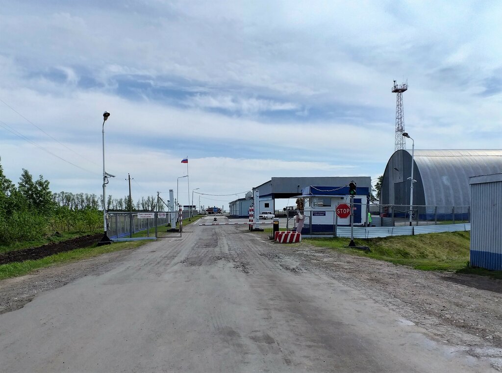 Sınır kapısı Zverinogolovskoe border checkpoint, Kurganskaya oblastı, foto