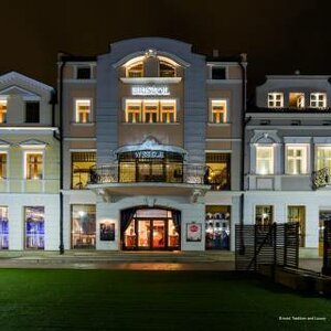 Bristol Tradition and Luxury (Podkarpackie Voivodeship, Rzeszów, ulica Mikołaja Kopernika, 12), otel  Rzeszow'dan