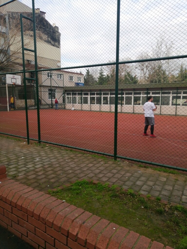 Çocuk oyun ekipmanları Engelliler Parkı, İstanbul, foto