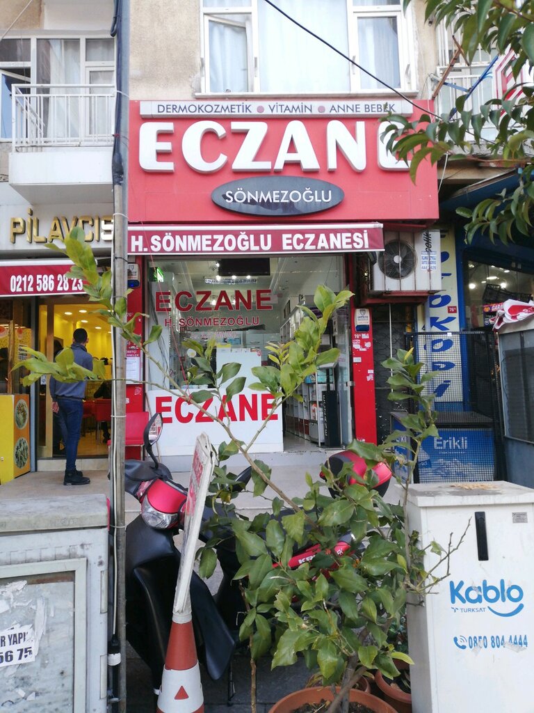 Eczaneler H. Sönmezoğlu Eczanesi, İstanbul, foto