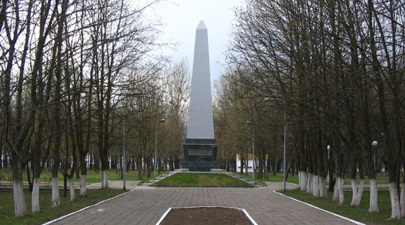 Anıt, heykel Погибшим в годы войны, Shchuchyn, foto